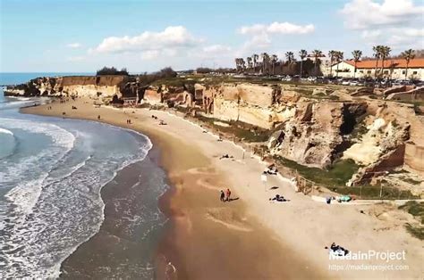 Antium Madain Project En