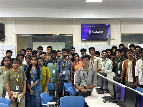 Awsomeday Cloudcomputing Cloudclubcit Nextworkcommunity Aws Azure