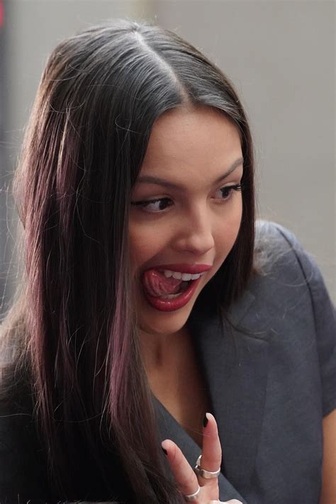 Tongue Roliviarodrigohd