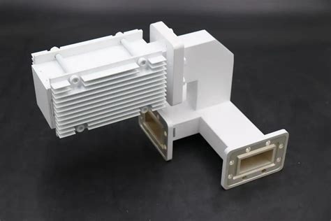 How Does The E Plane Tee Divide And Combine Electromagnetic Signals Adm