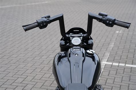 Riser Kit Atlas 32mm Black For Street Bob And Breakout From 18 With Round