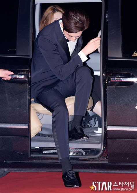 스타포토up 남주혁 떨리는 마음으로 레드카펫을 밟아볼까~ Kbs 연기대상스타저널