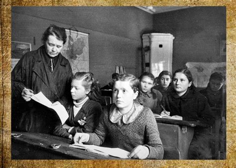 Чем обернулся эксперимент Сталина по половому разделению в советских школах Masterok — Livejournal