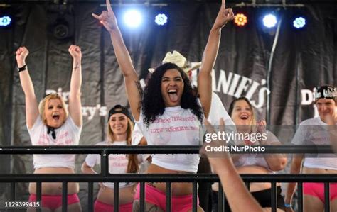 Wet Tee Shirt Contest Photos And Premium High Res Pictures Getty Images