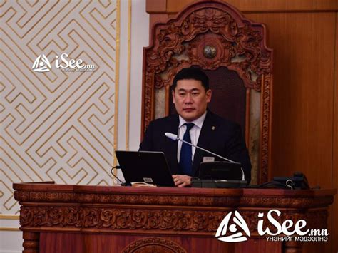 Л Оюун Эрдэнэ Нүүрсний хулгайчид өөрсдөө жагсаалыг өөр зүйл рүү чиглүүлэх гэж оролдсон Би