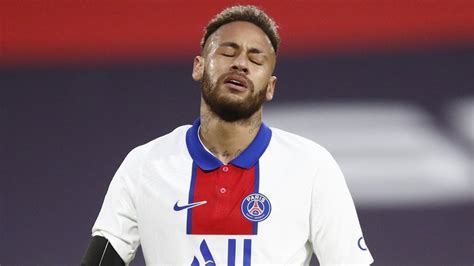 Neymar Tried To Force Female Employee To Perform Oral Sex On Him In Hotel Room Before His