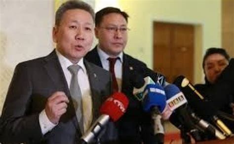 АН Л Болдын намаасаа гарах хүсэлтийг хүлээж авсангүй