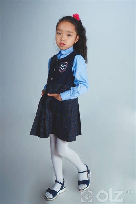 Эмэгтэй бага анги Emegtei Baga Angi