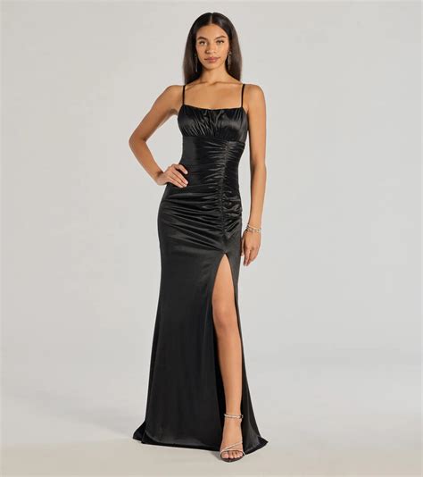 Black Formal Dresses With Slit And Windsor