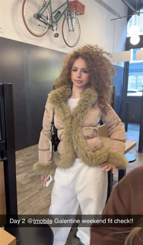 Eliana Kalogeras Outfit Inspo Casual Pretty Makeup Looks Cute Outfits