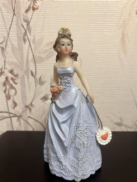 Статуетка фігурка дівчина принцеса — ціна 86 грн у каталозі Статуетки Купити товари для дому та