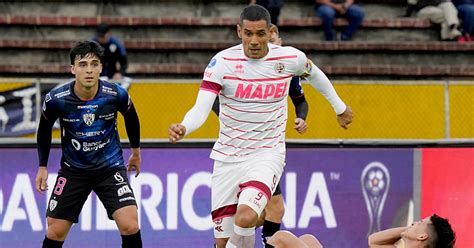 Lanús Perdió 2 1 Con Independiente Del Valle En La Ida De Los Octavos