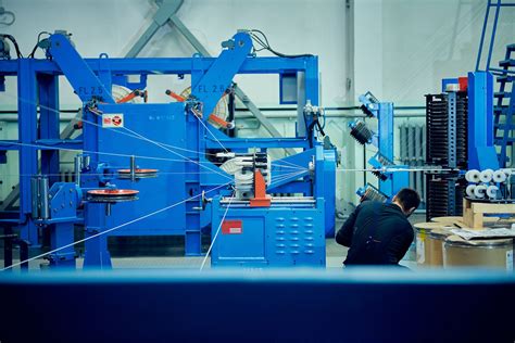 Столичное предприятие создало оптоволоконные кабельные сборки для авиатренажеров