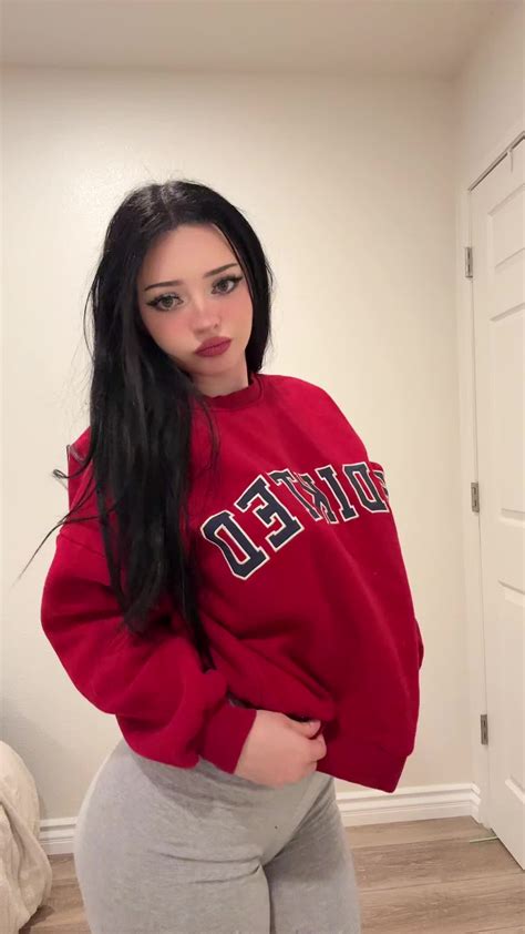 Lily Lilyilyb Tiktok