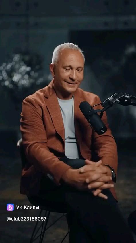 С днем рождения Михаил Открытки с текстом плейкаст блистяшки  именинные картинки