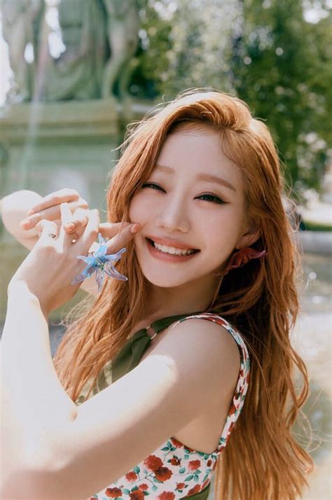 Julie Kiss Of Life Sticky Concept Photo Kiss Of Life Kpop Kiss Of