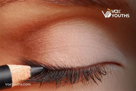 Eyeliner Natural Untuk Tampil Menawan Di Acara Buka Bersama Kenali