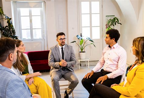 The Group Interview Guide When And How To Conduct Them Successfully Shiftbase