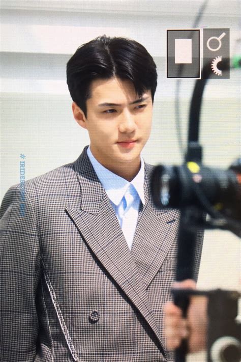 吴世勋 高清图片，堆糖，美图壁纸兴趣社区