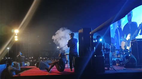 উড়ে যাওয়া পাখির চোখেashes Live Concertsjunayed Evan Live