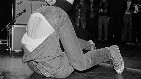 Private Pictures Of Kurt Cobains 1989 Breakout Tour Photos