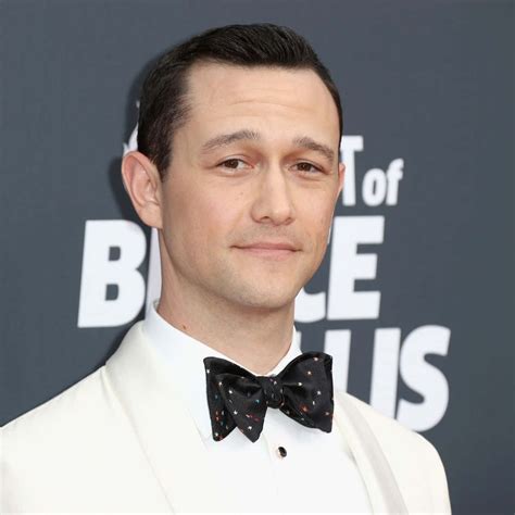 Download Actor Joseph Gordon Levitt In Hollywood Wallpaper