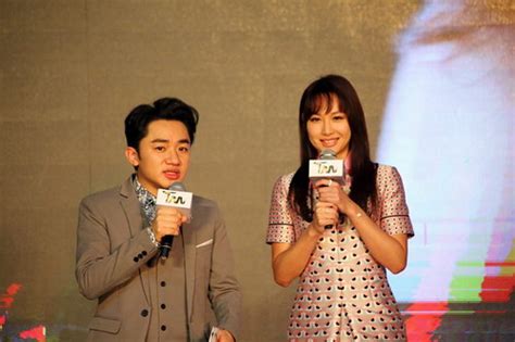 王祖蓝新公司成立 李亚男邓萃雯等同台力撑 搜狐娱乐