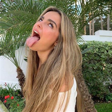 Addison Tongue Compilation Addisonrae Long Tongue Girl Girl Tongue