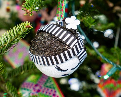 Tony And Kathy Evers Share Holiday Decor Life At Governors Mansion