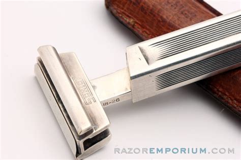 1927 Schick Repeating Type B1 — Razor Archive