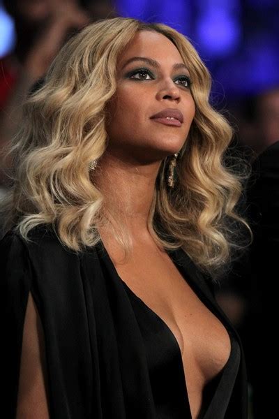 Beyonc Plastic Surgery Did The Singer Lighten Her Skin