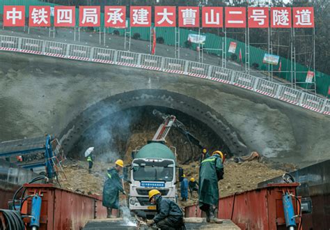 巢马铁路江北段重点控制工程隧道顺利进洞马鞍山安徽省长三角