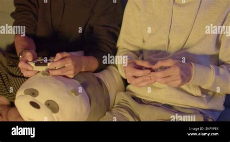 6 Button Controller Stock Videos And Footage Hd And 4k Video Clips Alamy