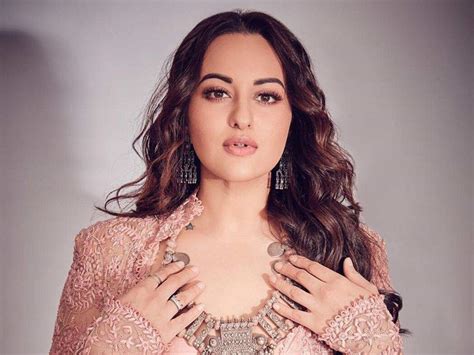 Happy Birthday Sonakshi Sinha Five Times When Sonakshi Sinha Hit Back