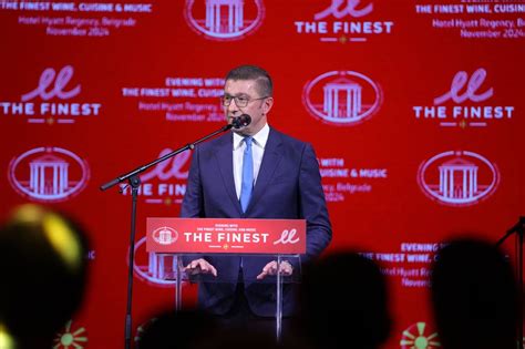 Македонска вечер во Белград е еден од Hristijan Mickoski