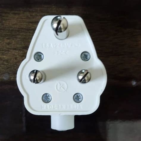 Pvc Plastic Three Pin Plug At ₹ 30piece In Chennai Id 2849087785730