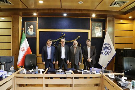 شرکت سرمایه‌گذاری صندوق بازنشستگی کشوری و دانشگاه صنعتی شریف تفاهمنامه همکاری امضا کردند شرکت