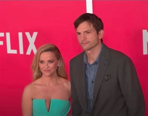 Ashton Kutcher Explains Awkward Pose With Reese Witherspoon He Wants To Avoid Affair