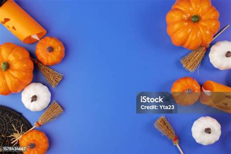 텍스트를 위한 장소가 있는 할로윈 장식 세트 모든 성도들의 휴일 저녁 0명에 대한 스톡 사진 및 기타 이미지 0명 가을 마녀 Istock