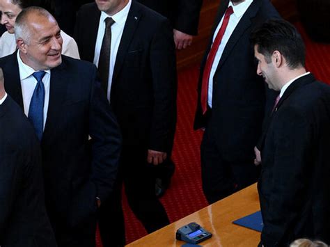 ИЗВЪНРЕДНО В ПИК Кляка ли Борисов пред рекета на ППДБ Информационна агенция ПИК