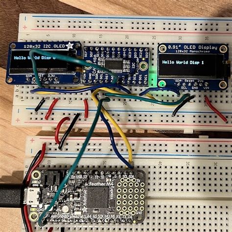 Multiplex Two Ssd1306 Oled I2c Displays Using Tca9548a Leds And