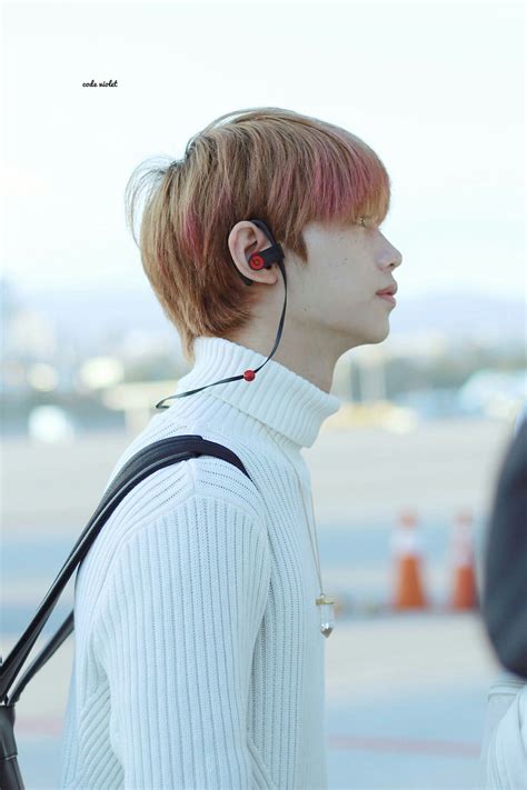 Felix Out Here Looking Fluffy Af And I Just Want To Cuddle Him Cute Guys On Instagram Minho
