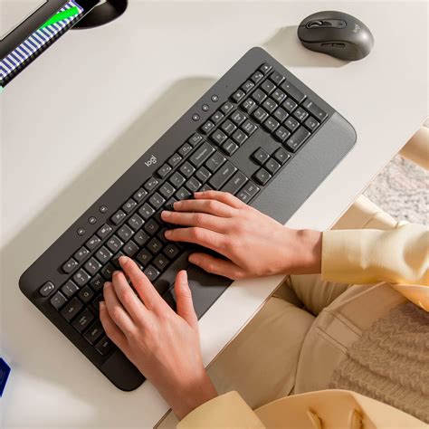 Customer Reviews Logitech Signature K650 Full Size Wireless Keyboard For Pc Window Mac With