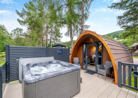 Riverside Hot Tub Pod Accommodation Tyndrum Holiday Park