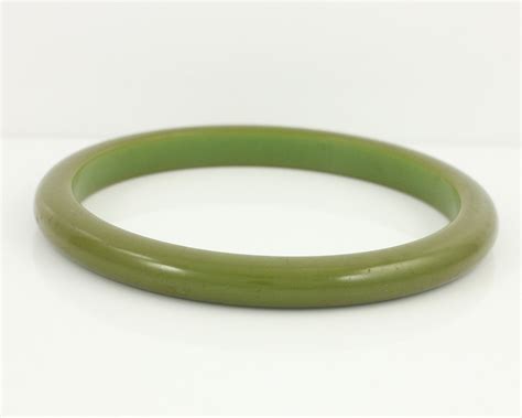 Vintage Green Bakelite Bangle Bracelet 1940s Green Bakelite Bracelet