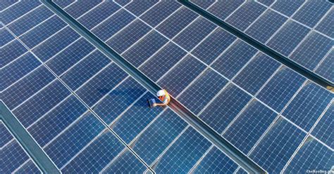 Understanding Flammability Ratings For Assessing Fire Protection In Roofing The Roofing Pro