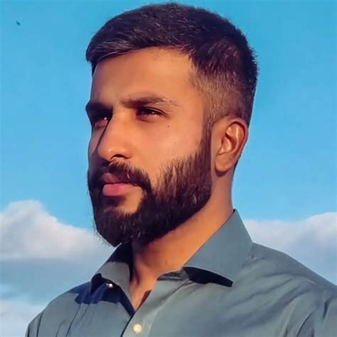 Junaid Junaidnazir • Threads Say More