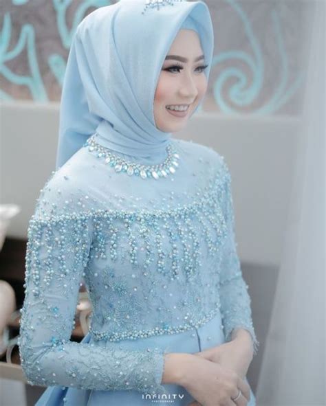 Cerahnya Nggak Norak Ini Kumpulan Kebaya Biru Dan Hijau Yang Manis Dan Feminin