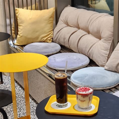 문정역 카페 그라츠커피랩 문정점 딸기드롭이 진짜 맛잇는 곳 딸기라떼 맛집 네이버 블로그