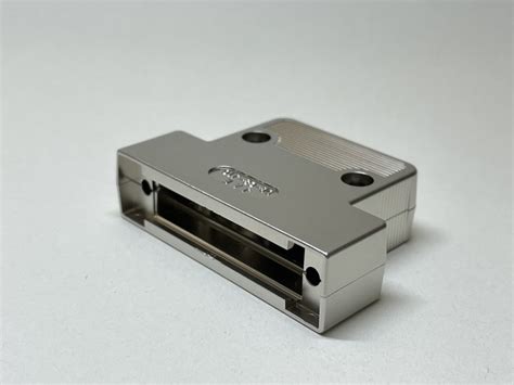 Dc C8 J13 F1 1r 角型コネクタ D Subシリーズ 法人向け Hakko Netshop